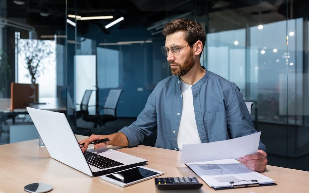 How to Avoid Goal-Setting Mistakes as a Financial Services CEO